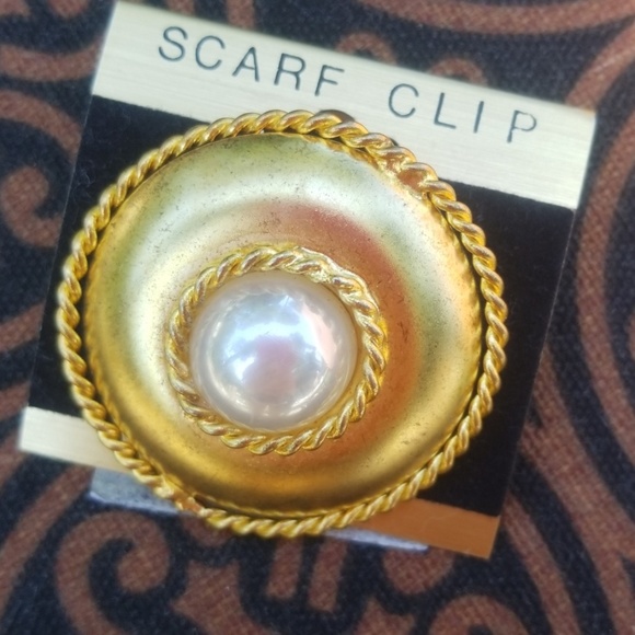 Accessories | Deadstock New Vintage Gold 199s Medallion Roped Pearl ...